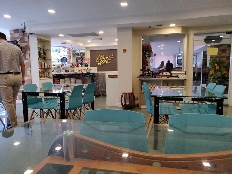 駅近で朝食が美味しいバンコクの格安ホテル「ローセー ラチャダー (Roseate Ratchada)」 | 旅行の読み物