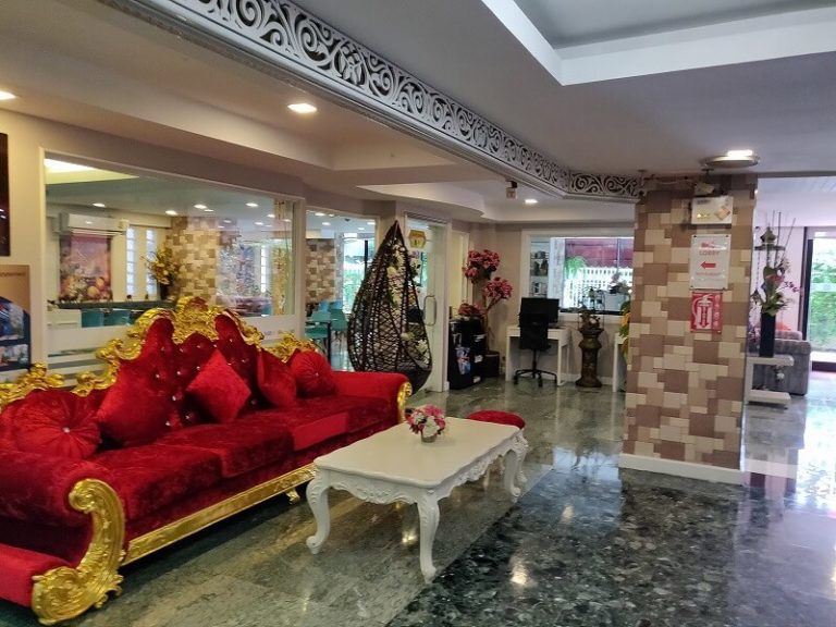 駅近で朝食が美味しいバンコクの格安ホテル「ローセー ラチャダー (Roseate Ratchada)」 | 旅行の読み物